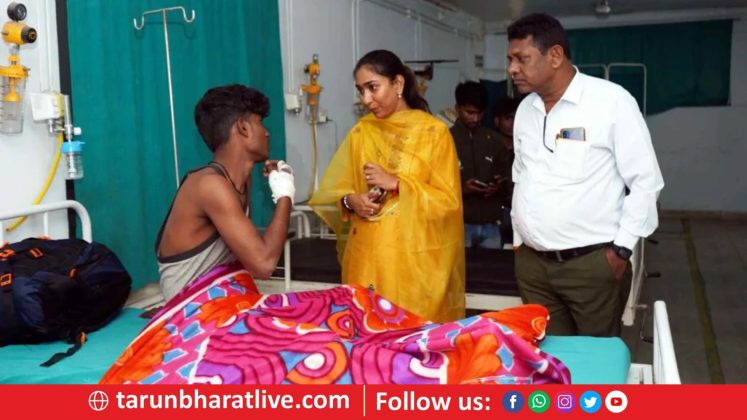 Pushpak Express Accident Update : जखमी प्रवाशांसाठी डॉ. उल्हास पाटील ...